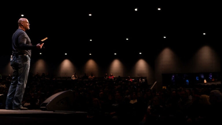 The Pastor's Guide to Expository Preaching - Sermonary